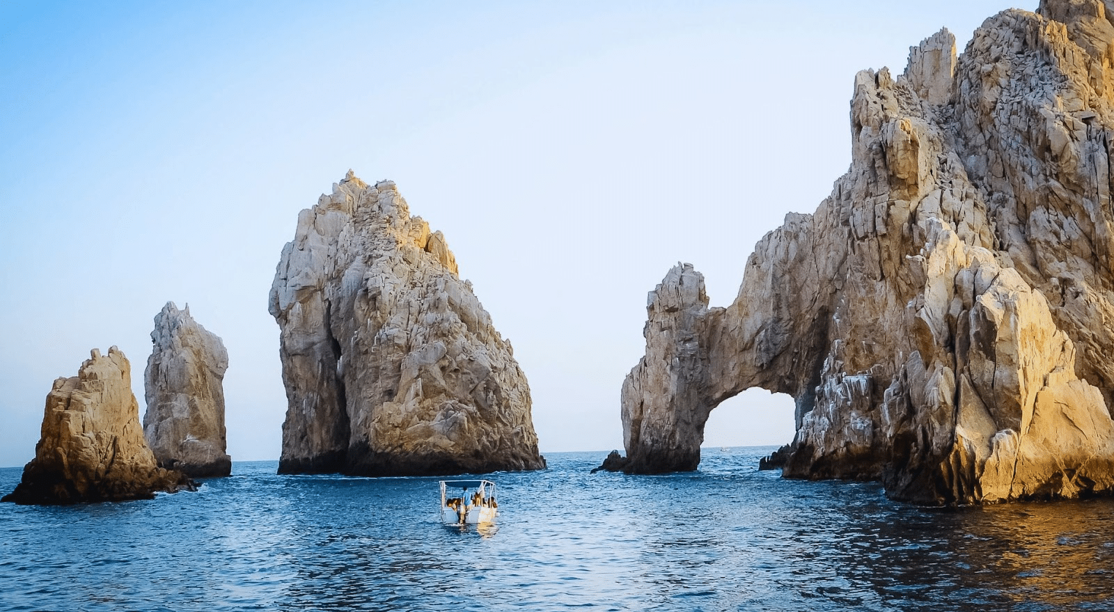 What to Wear to Cabo for a Stylish and Sun-Savvy Vacay