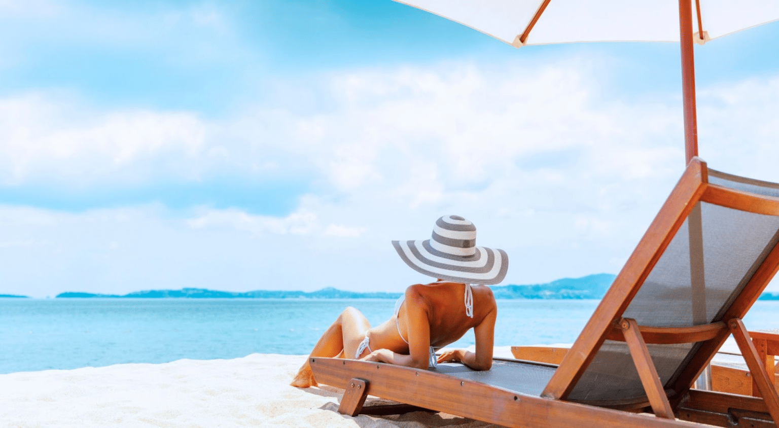 What to Wear to Cabo for a Stylish and Sun-Savvy Vacay