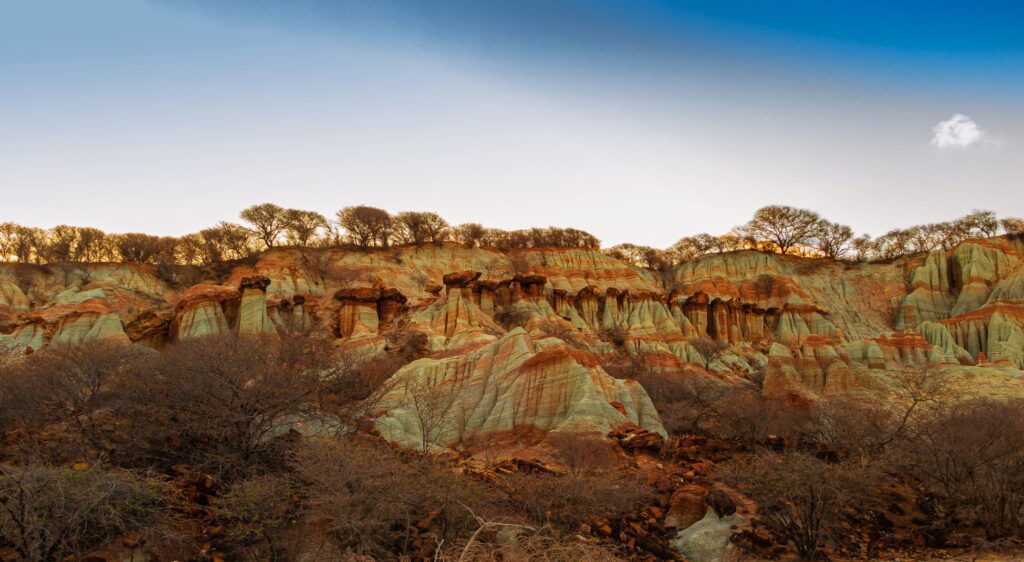 25 Breathtakingly Beautiful Cliffs You Need to See - Next Vacay